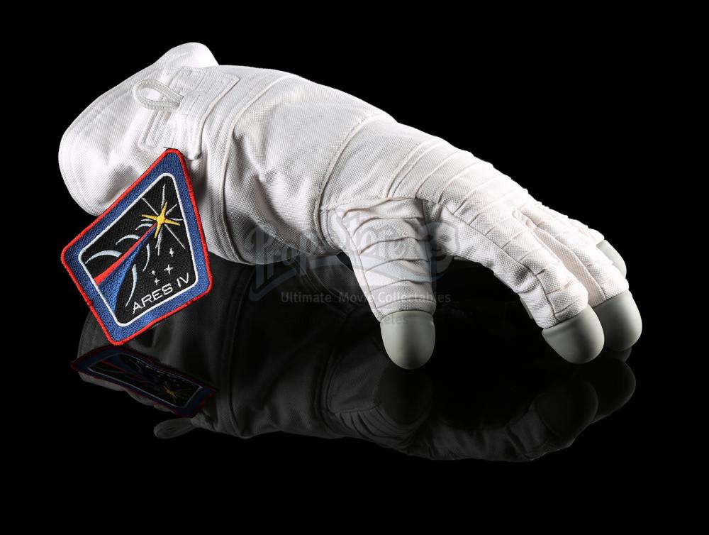 MARTIAN, THE (2015) - Mark Watney's (Matt Damon) “Iron Man” Cut Glove ...